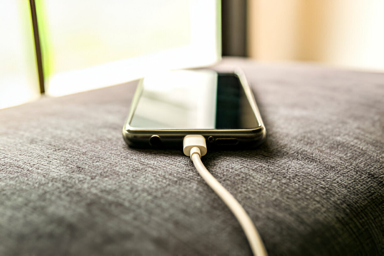 Phone Overheat While Charging | Smart Tips to Fix the Issue